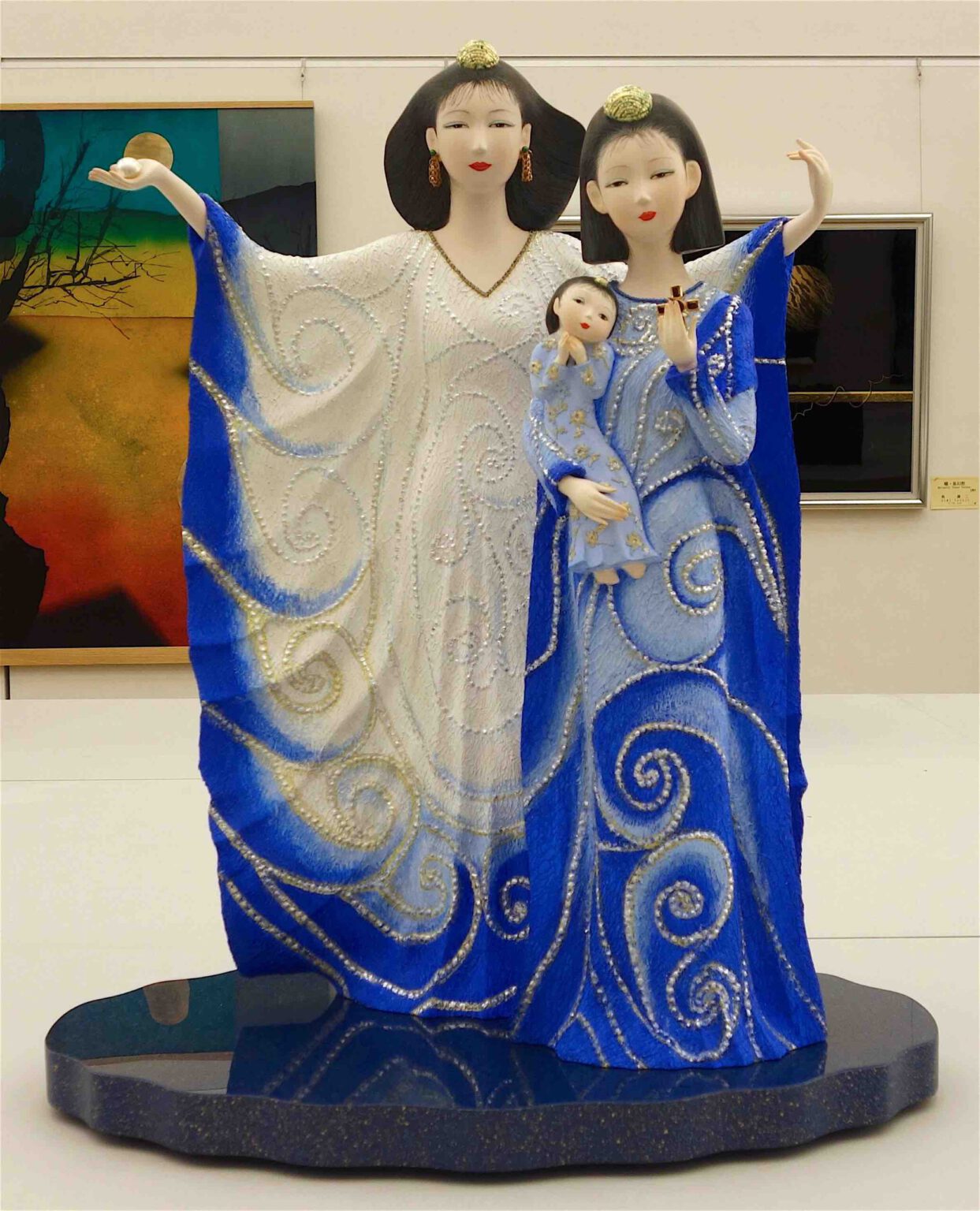 日本初、夫婦で文化勲章。日展理事長の奥田小由女先生におめでとうございます – For the First Time in Japan ...
