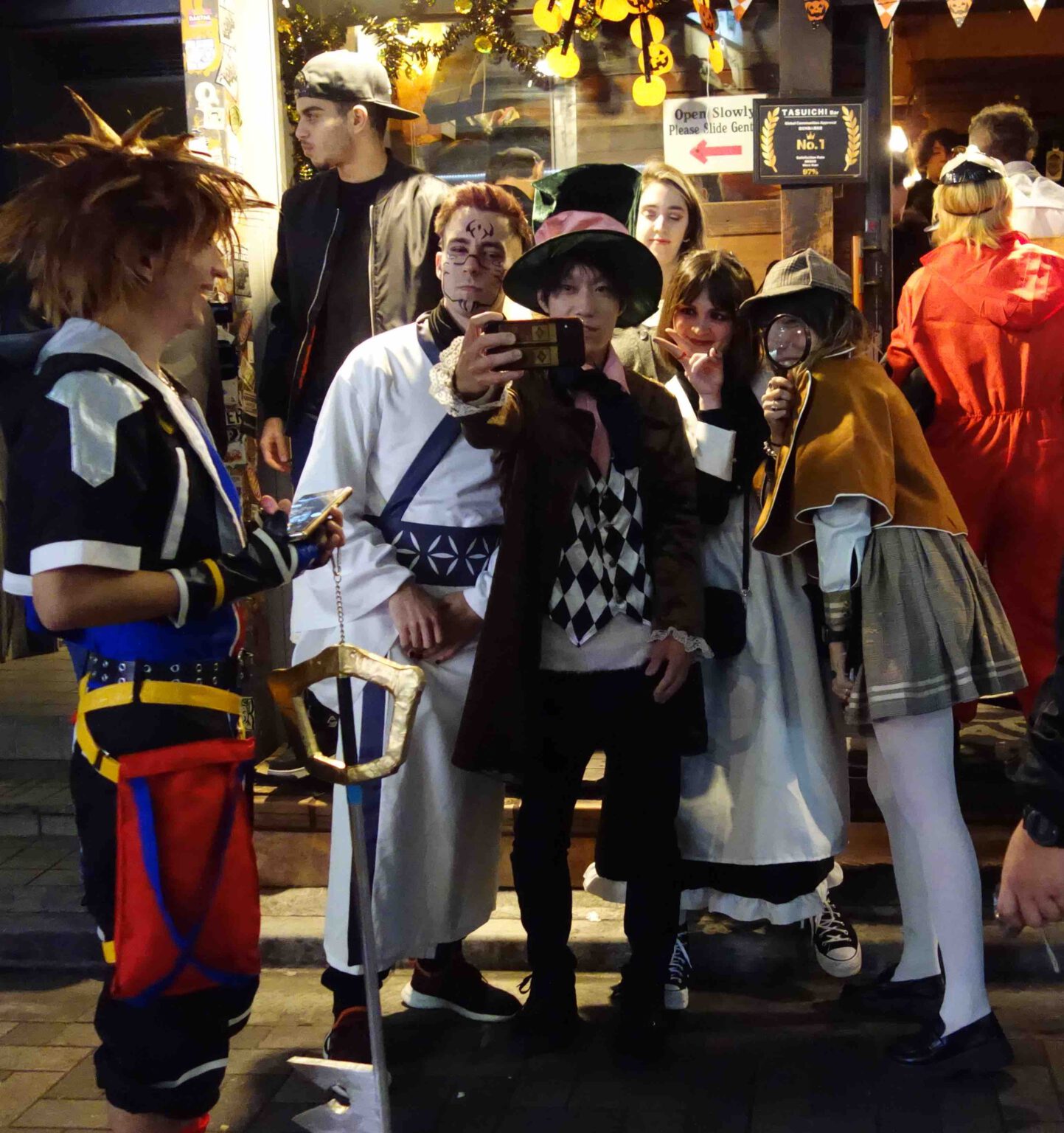 ハロウィンコスプレ2022：SLAVA UKRAINE・東京・ソウル・コロナ – Halloween Cosplay 2022: SLAVA ...